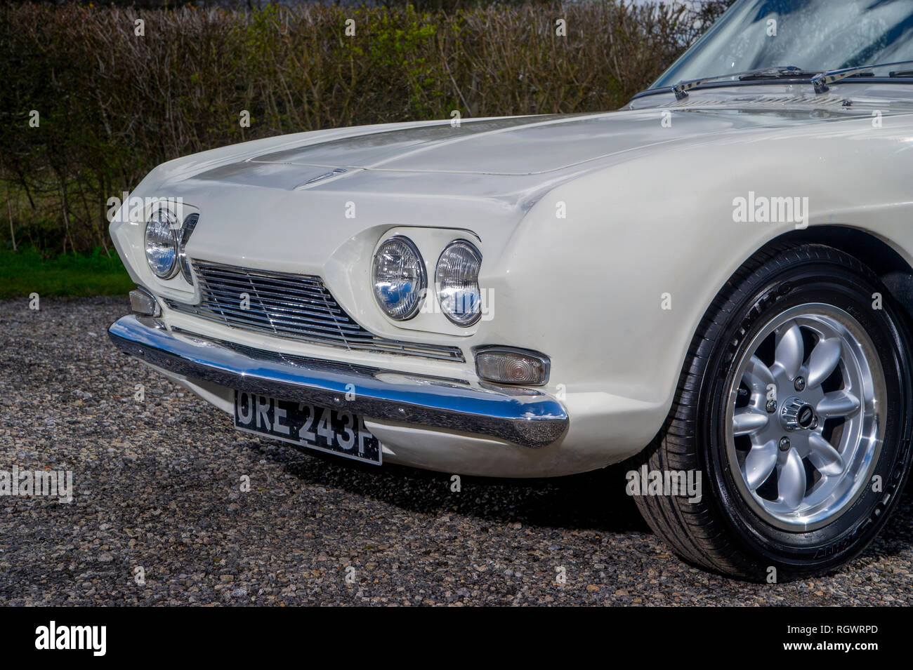 Reliant scimitar car hi-res stock photography and images - Alamy