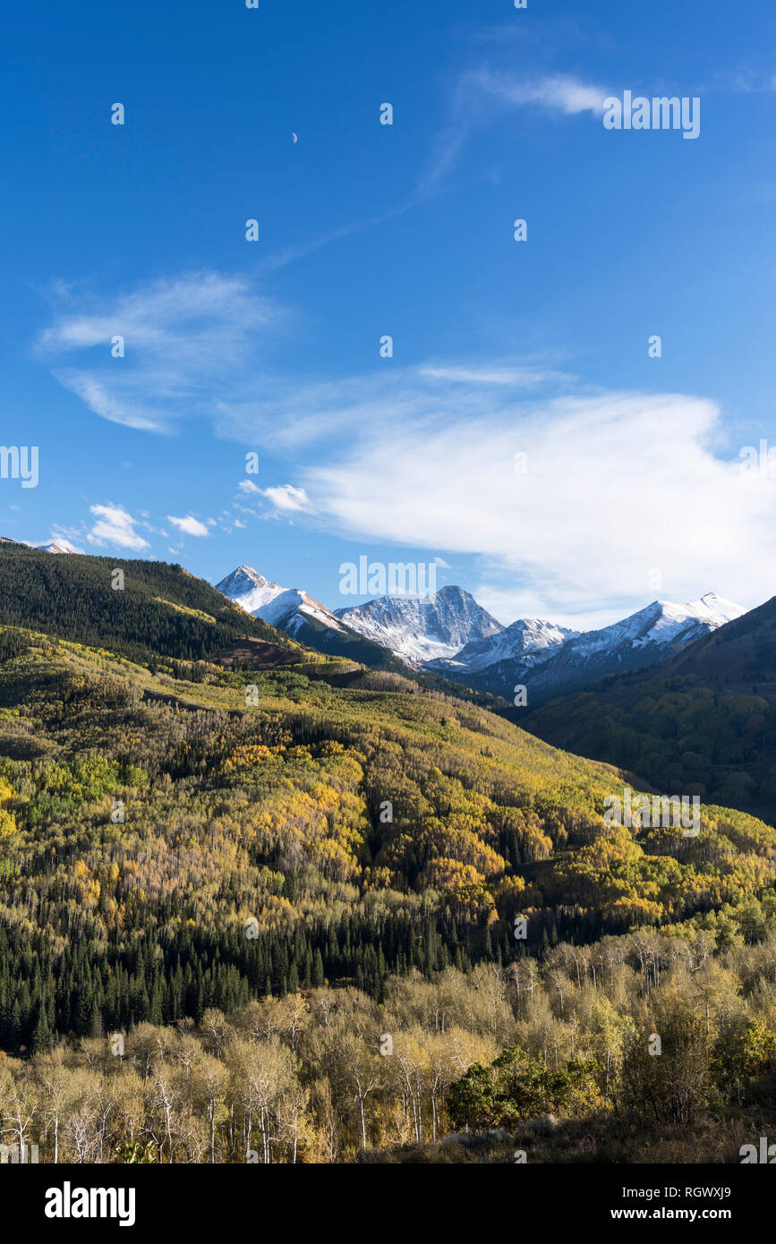 130 feet hi-res stock photography and images - Alamy