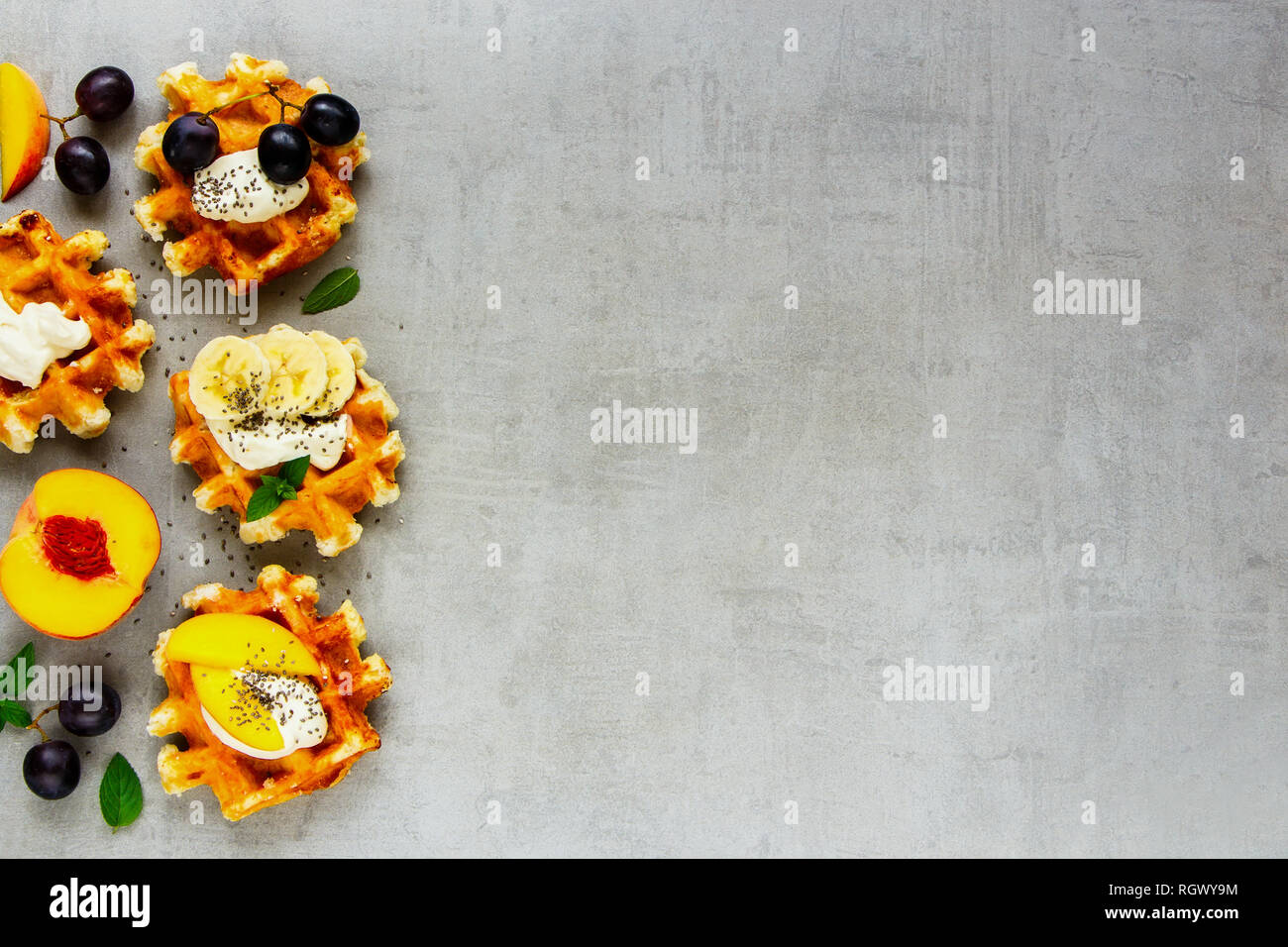 Traditional belgian waffles fresh hi-res stock photography and images ...