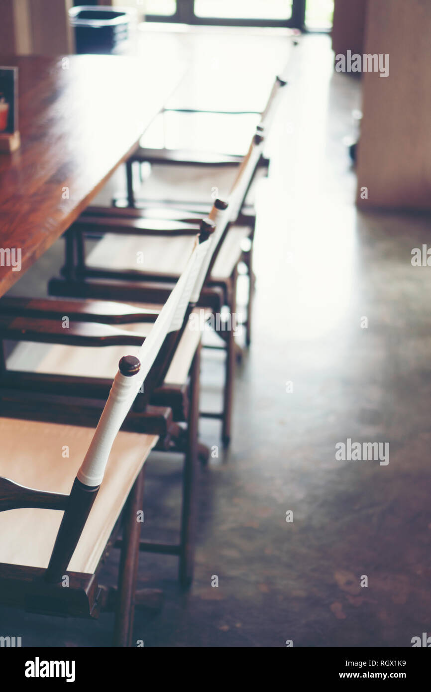Dining table set in restaurant Stock Photo - Alamy
