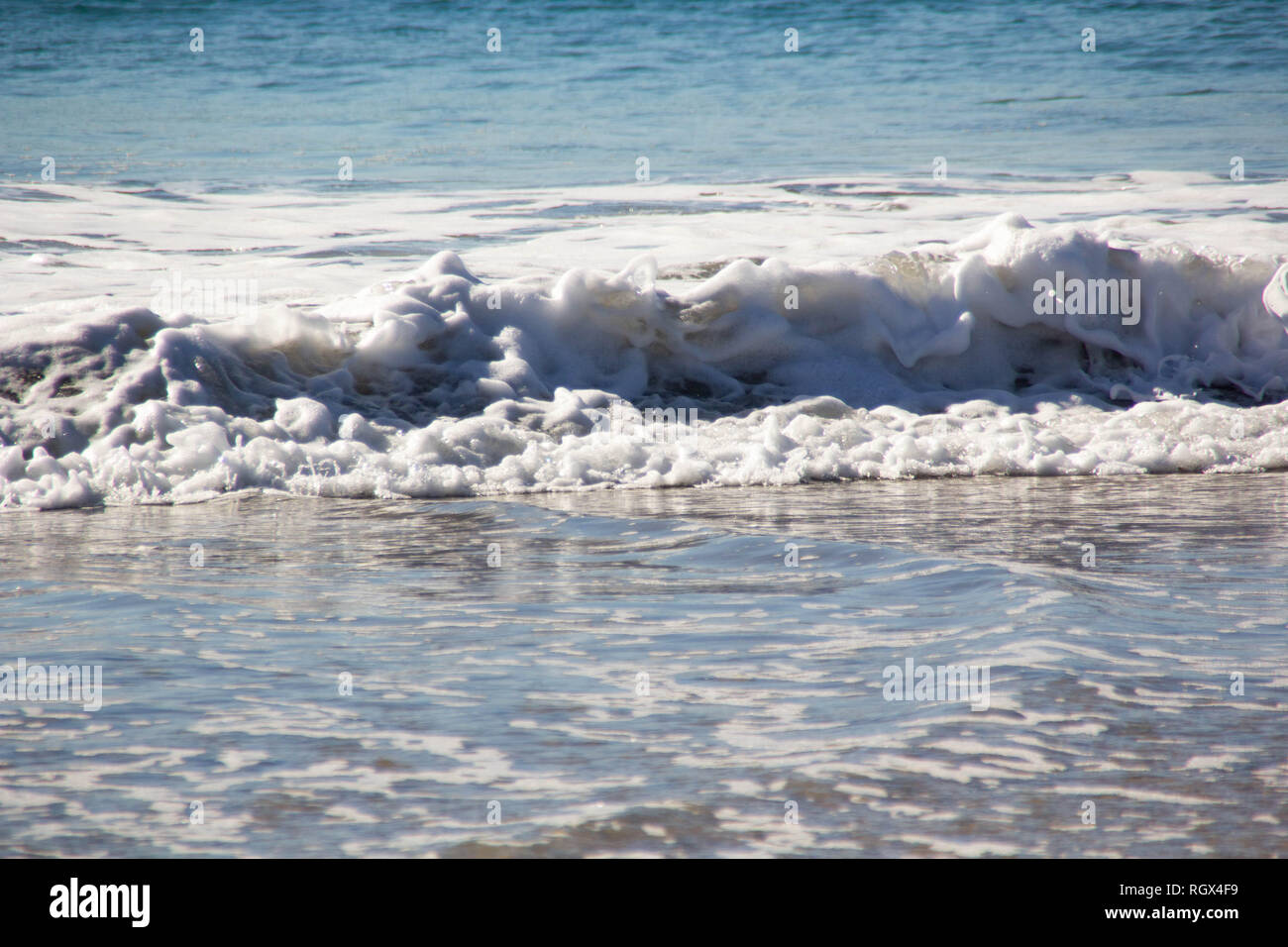 Shore scenes hi-res stock photography and images - Alamy
