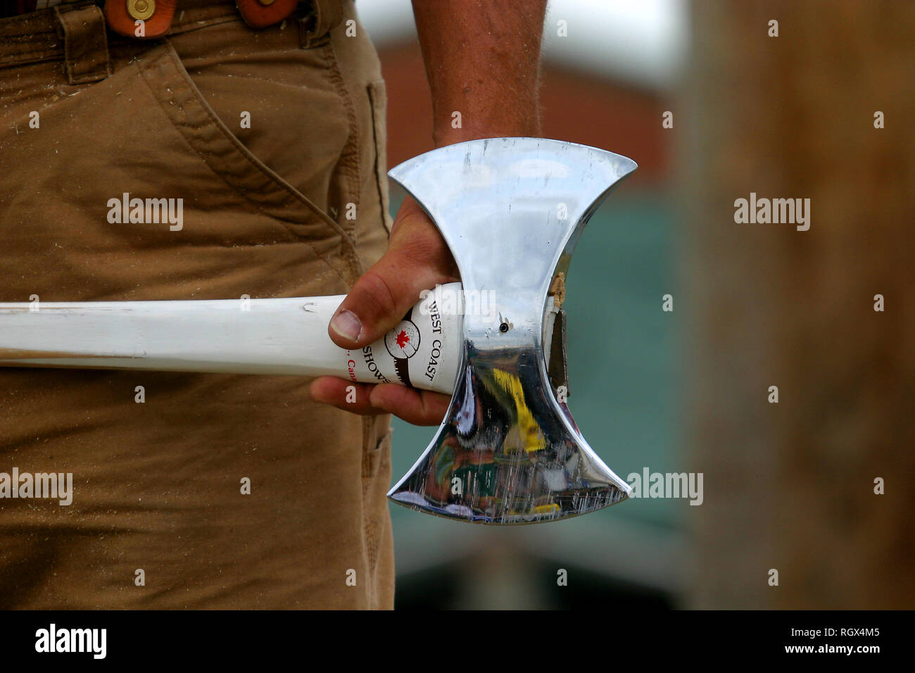 Axe throwing canada hi-res stock photography and images - Alamy