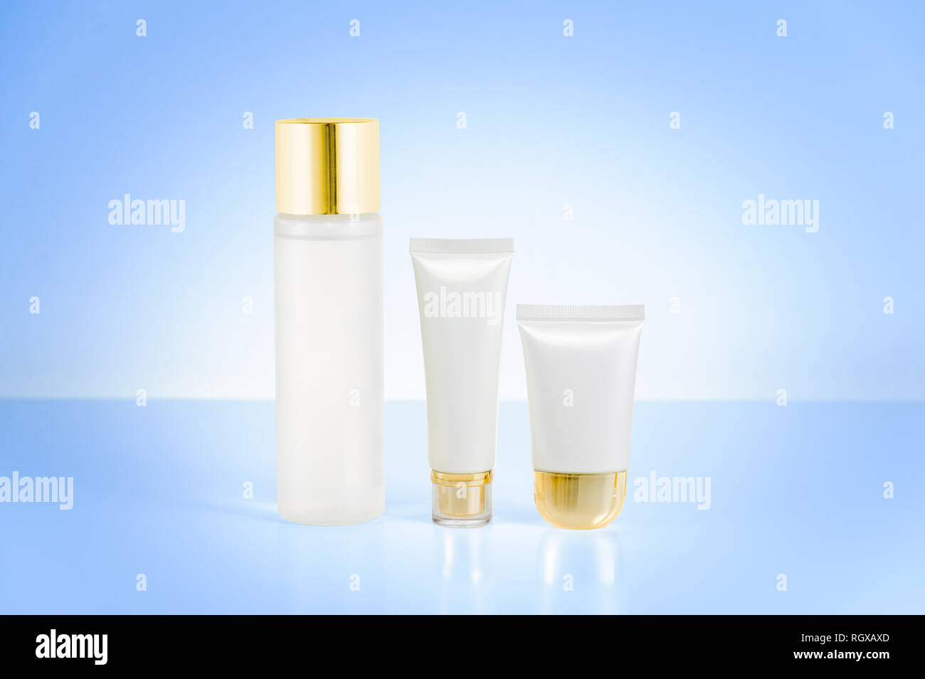Cosmetic containers hi-res stock photography and images - Alamy