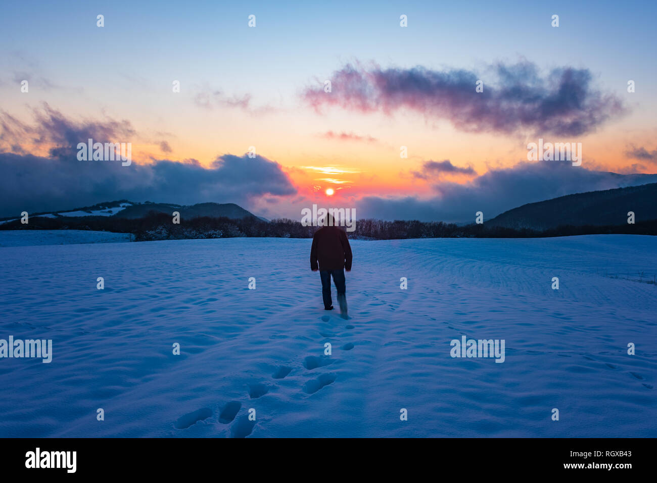 Man go hi-res stock photography and images - Alamy
