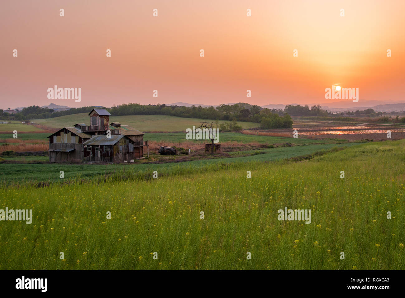 Korean sunrise hi-res stock photography and images - Alamy