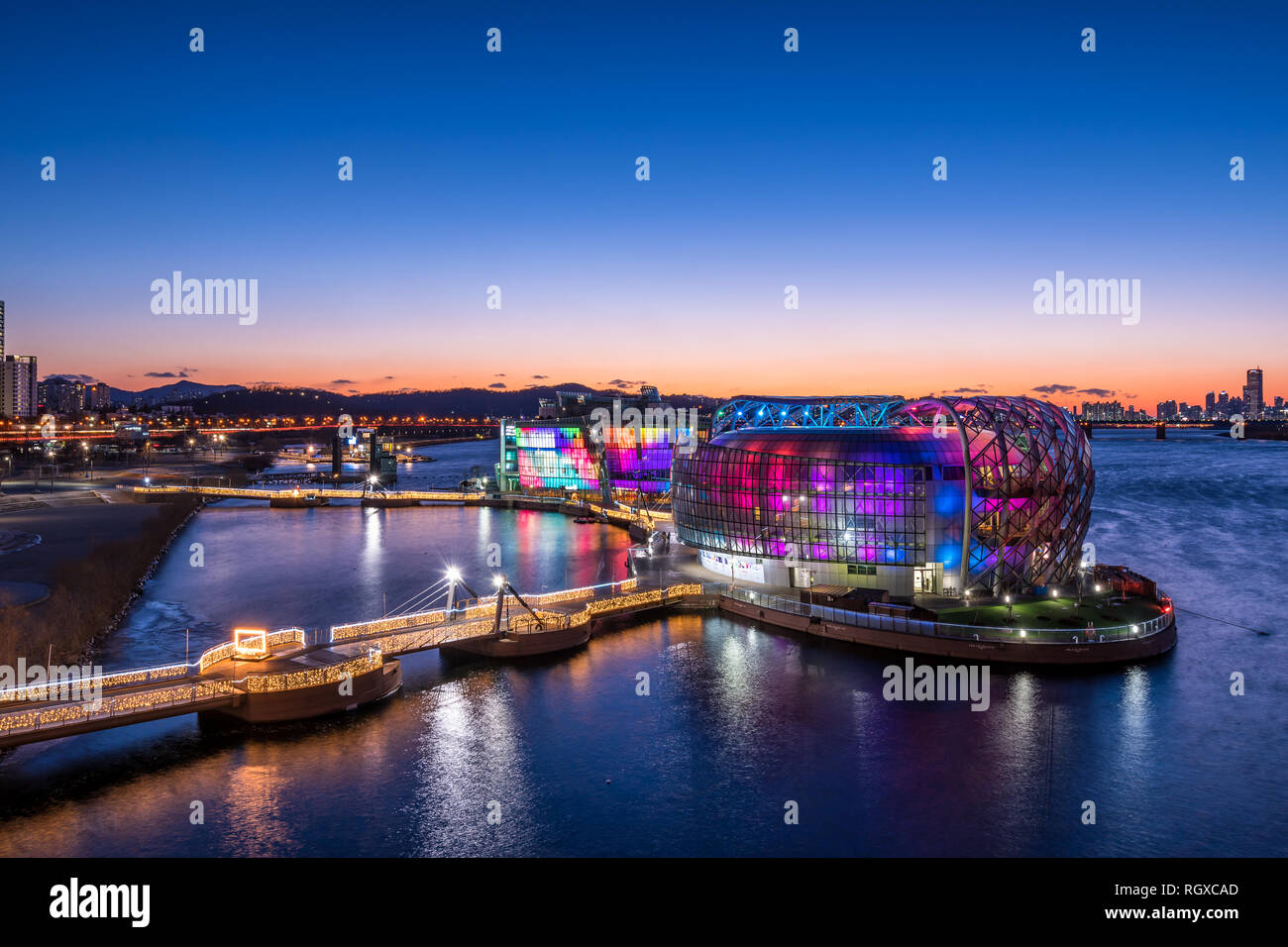 Night view of Some Sevit (Hangang Floating Island) in Seoul Stock Photo ...