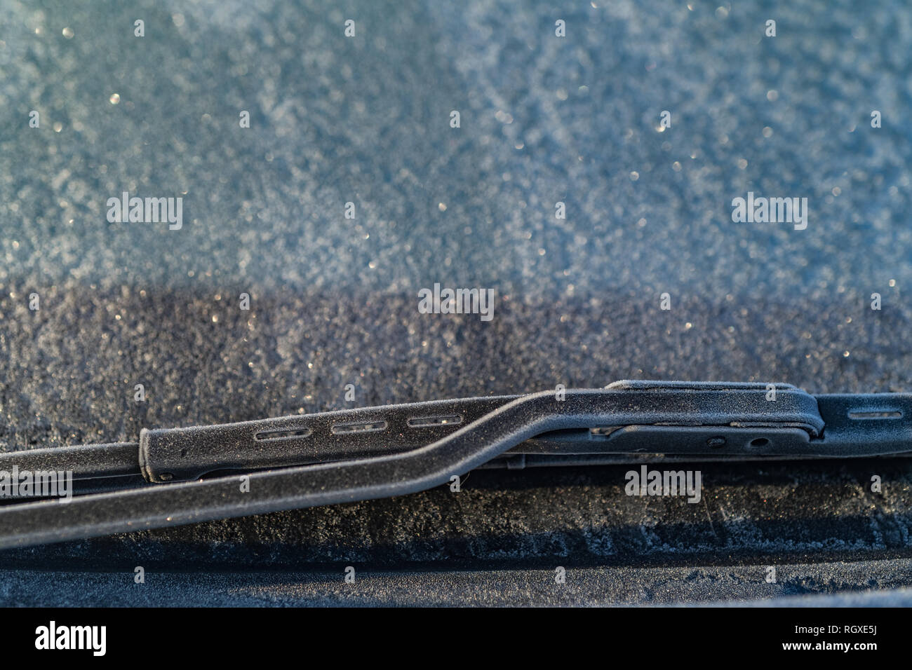Frosted car hi-res stock photography and images - Alamy