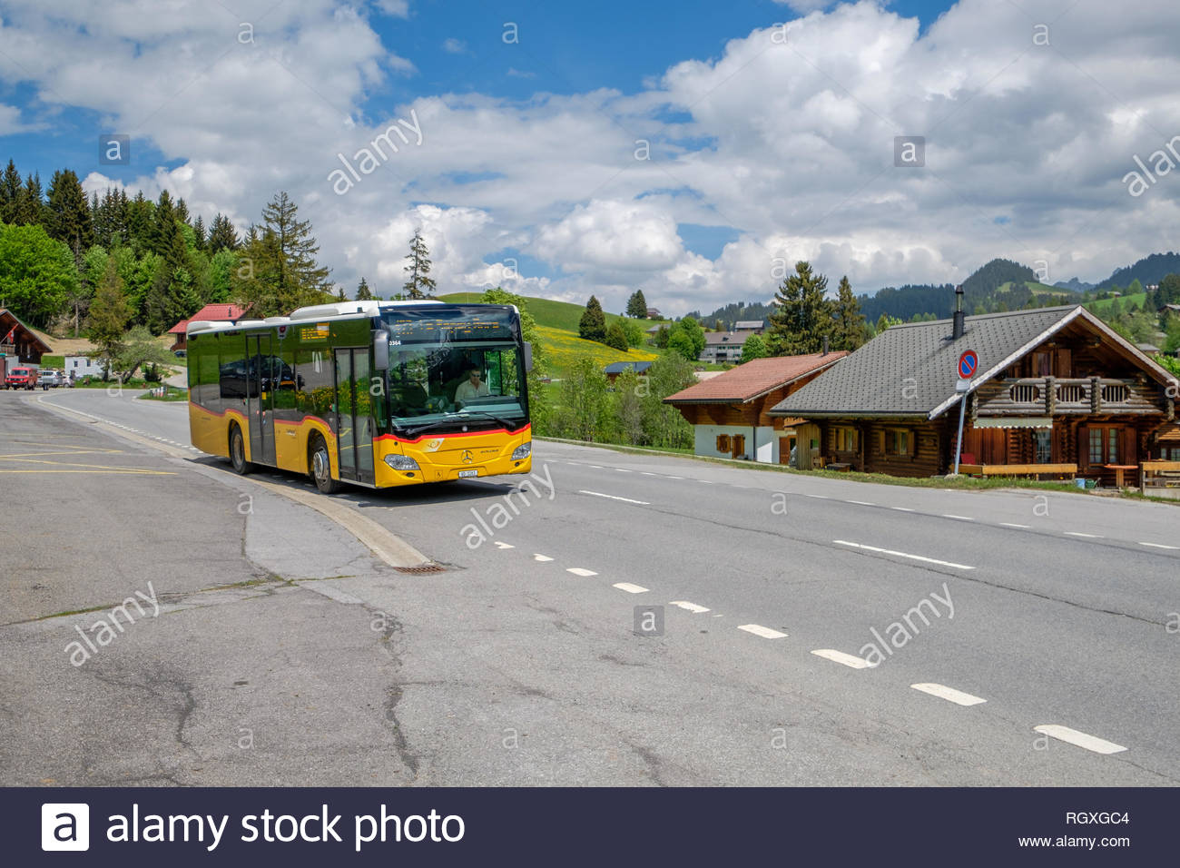 Bus Yellow Switzerland High Resolution Stock Photography and Images - Alamy