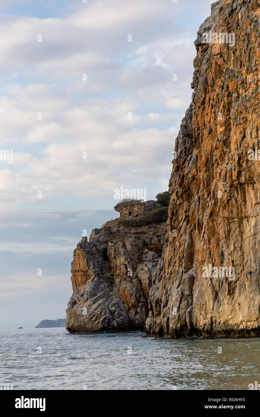 Seascape of Celinus beach in Mediterranean town Gazipasha in Turkey ...