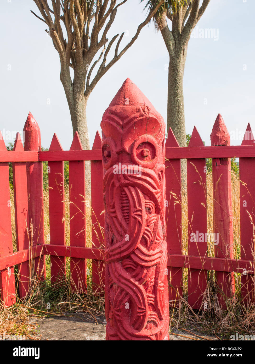 Pou whenua post in tuahu sacred enclosure, Turuturu Mokai pa, Hawera ...