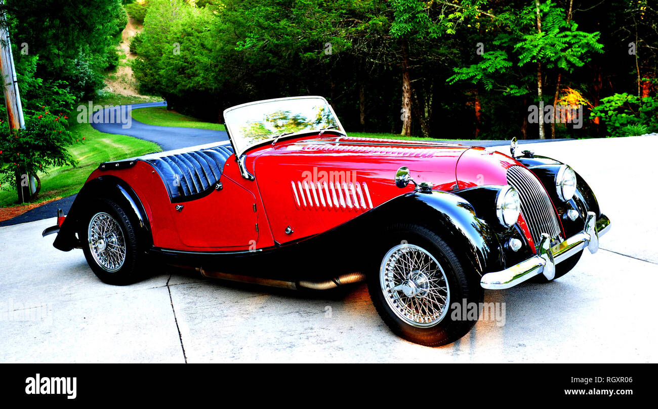 Morgan plus 4 hi-res stock photography and images - Alamy