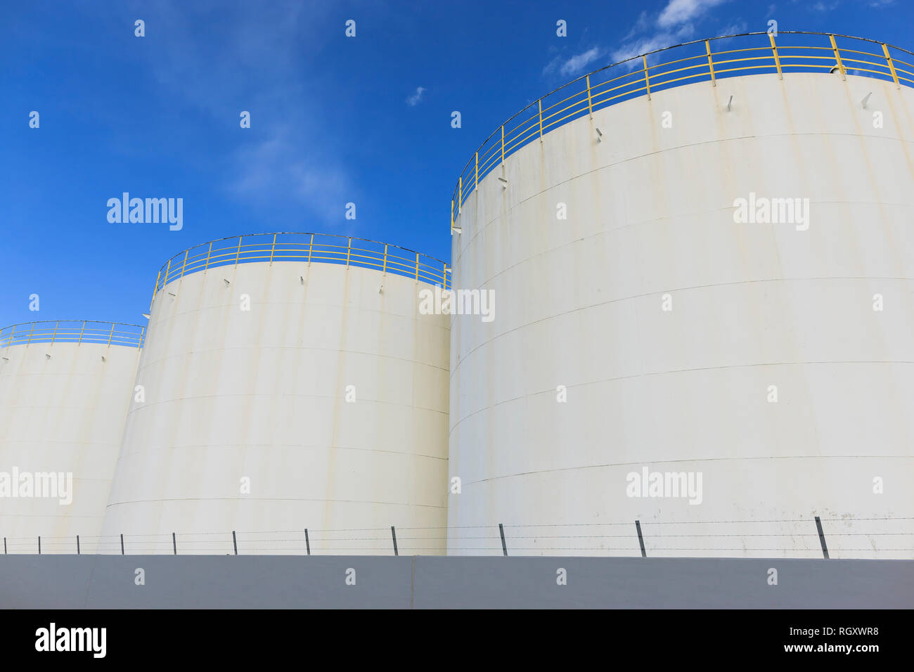 Fuel storage hi-res stock photography and images - Alamy