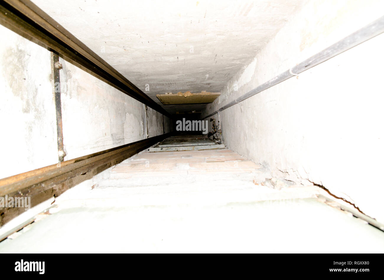 Inside elevator shaft hi-res stock photography and images - Alamy