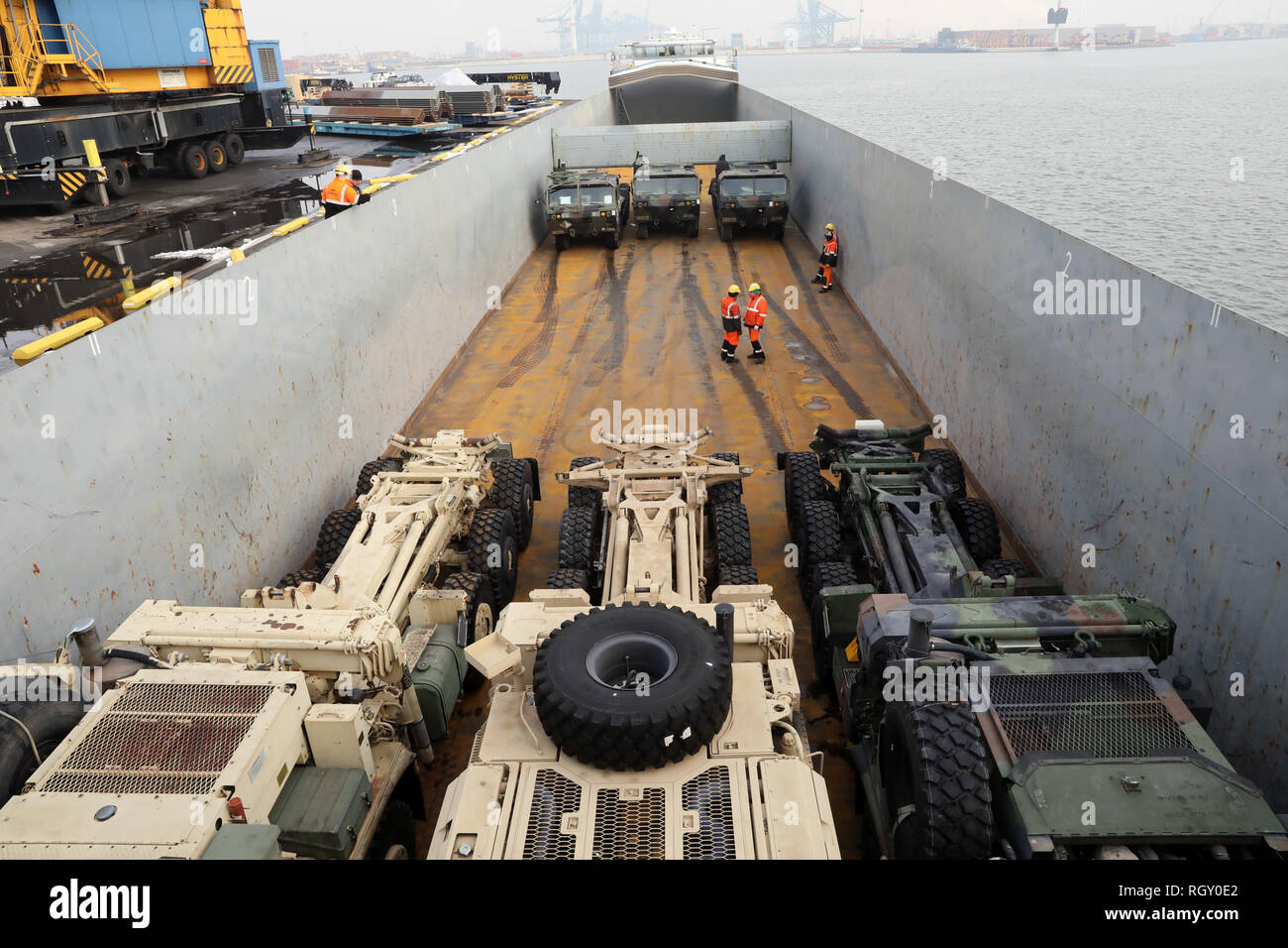Theater barge hi-res stock photography and images - Alamy
