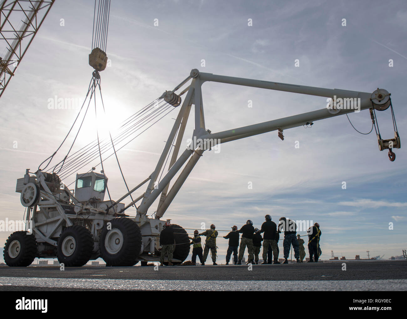 Tilly crash crane hi-res stock photography and images - Alamy