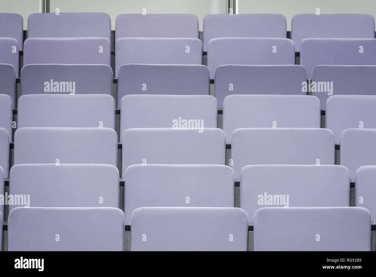 Lecture hall with grey chairs in university Stock Photo - Alamy