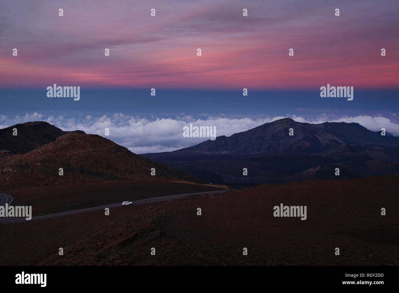 Haleakala night hi-res stock photography and images - Alamy
