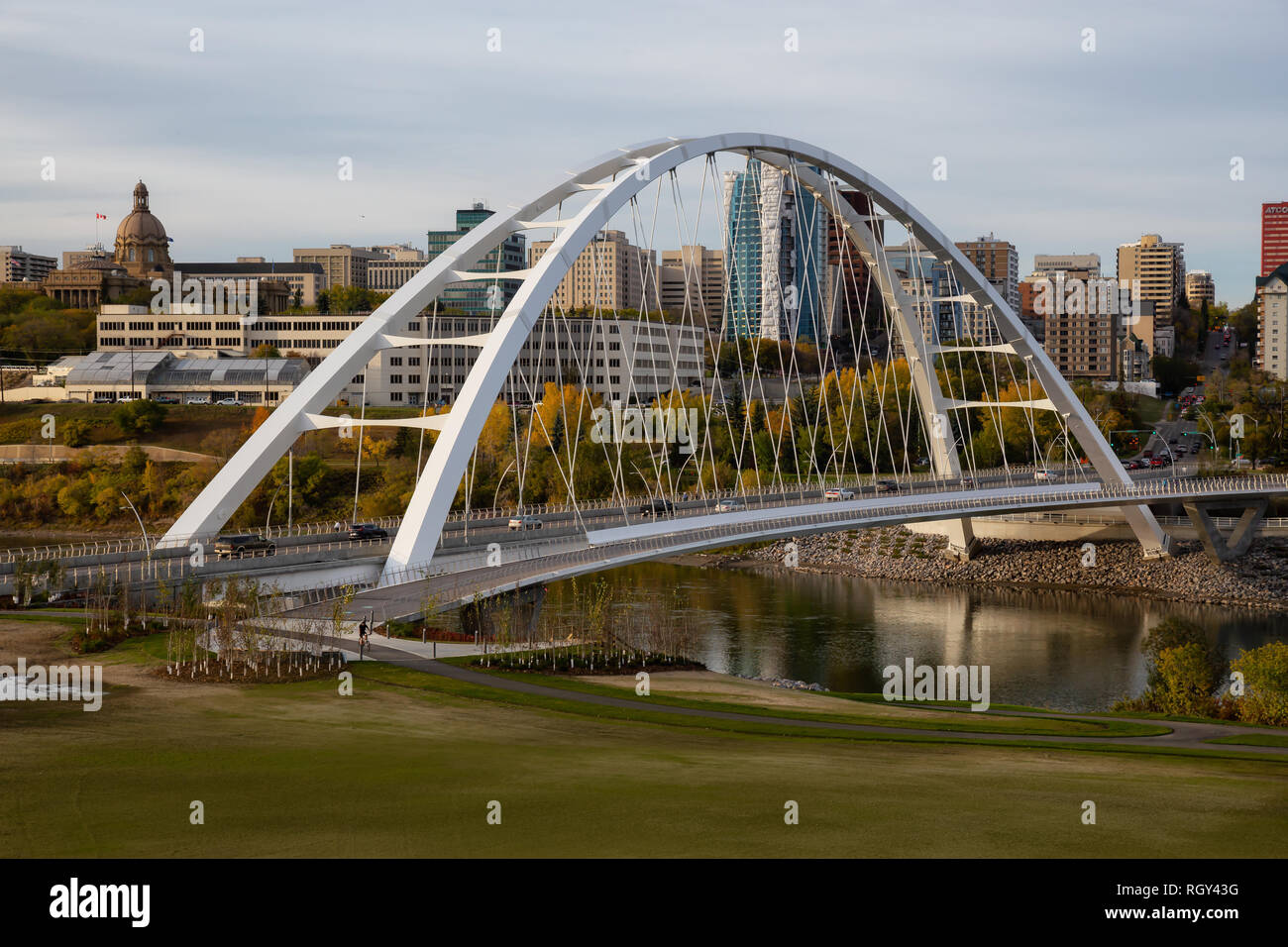 Edmonton city streets hi-res stock photography and images - Alamy