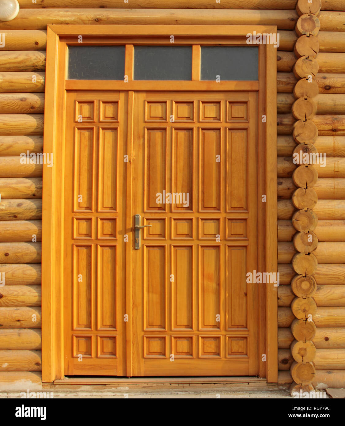 Log House-Wood Door Stock Photo - Alamy