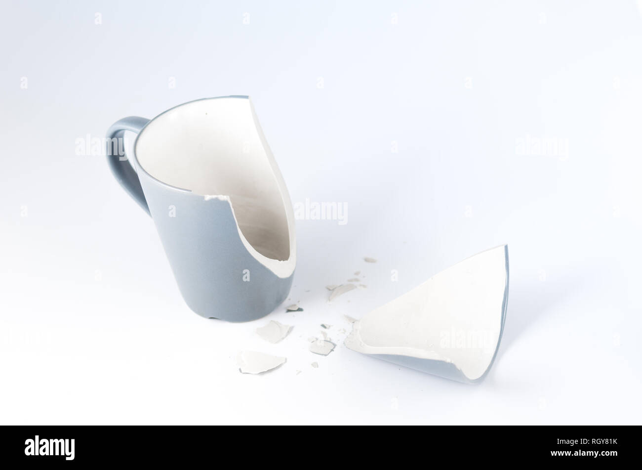 Broken ceramic heart hi-res stock photography and images - Alamy