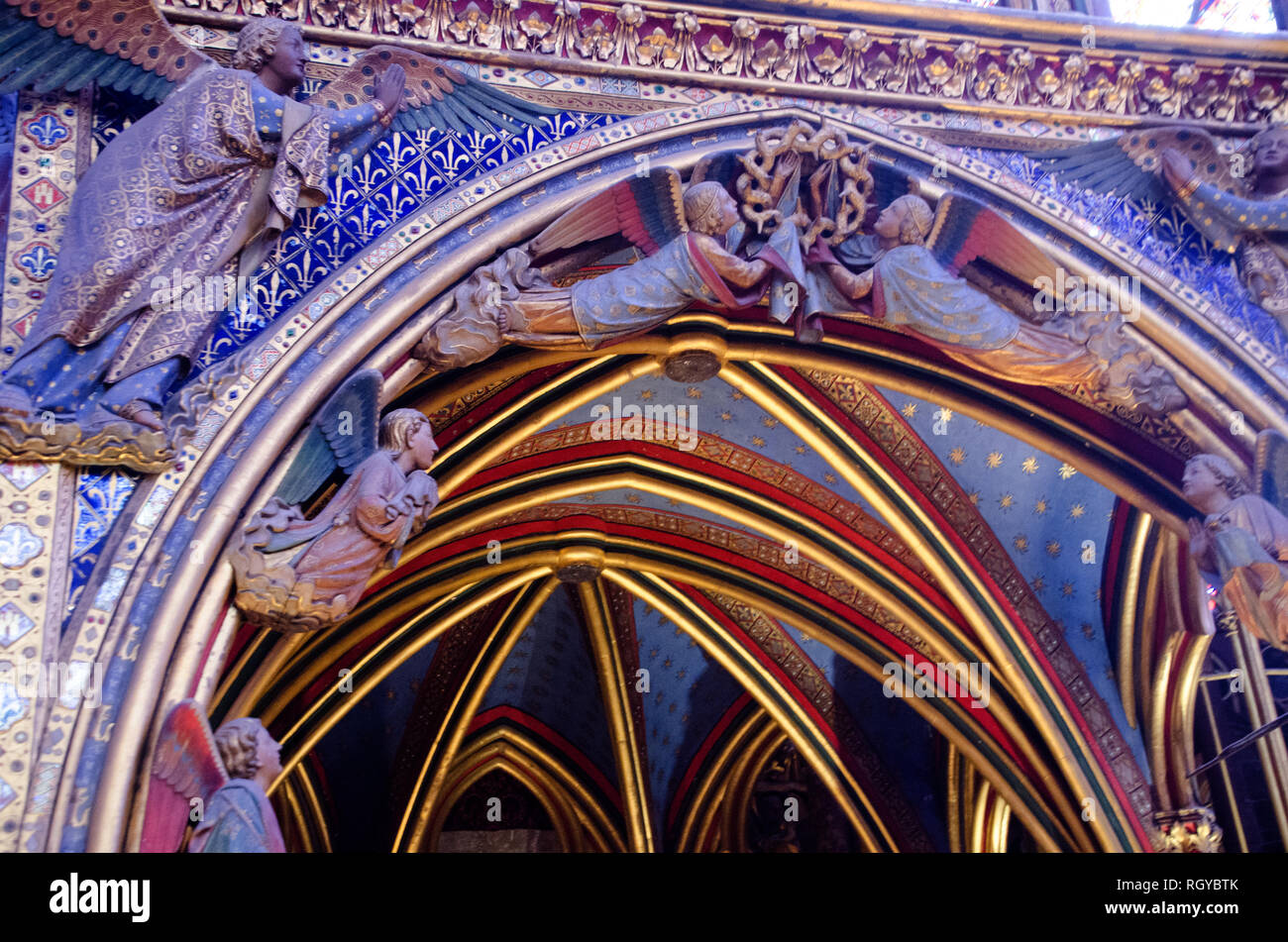 Medieval rayonnant gothic stained glass hi-res stock photography and ...