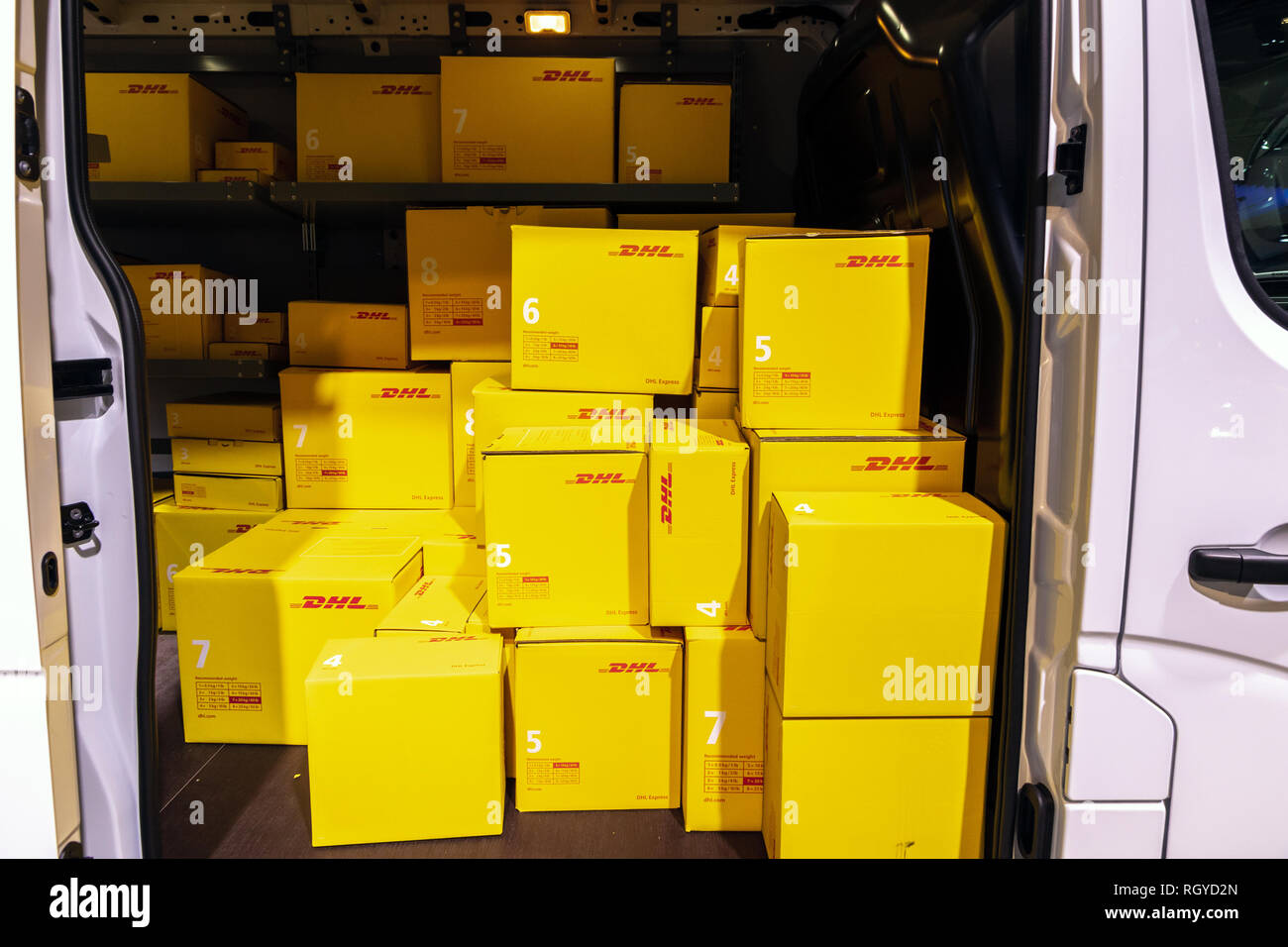 Dhl delivery van hi-res stock photography and images - Alamy
