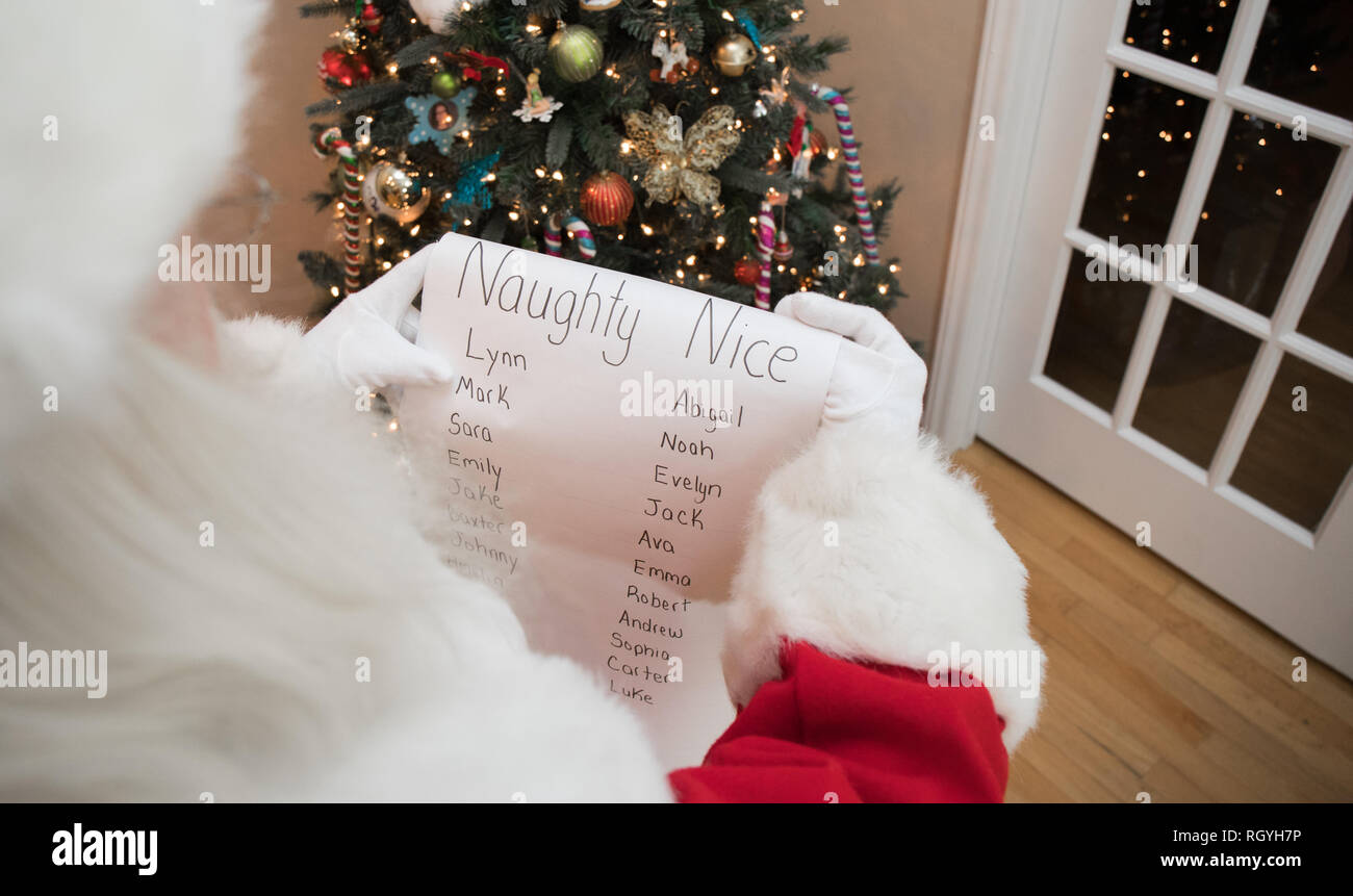 Santas naughty or nice list hi-res stock photography and images - Alamy
