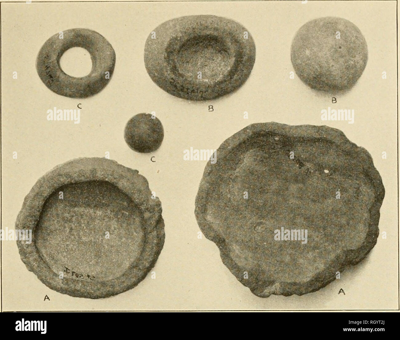 Ball shaped mortar hi-res stock photography and images - Alamy