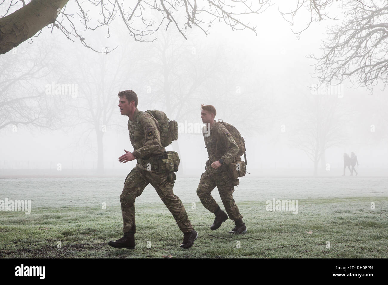 Windsor, UK. 31st January, 2019. UK Weather: Soldiers train with ...