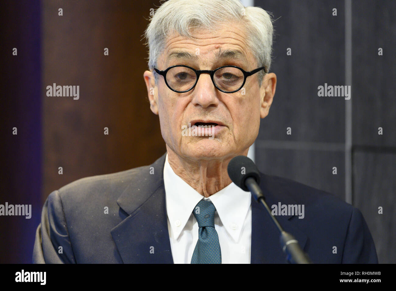 Washington, DC, USA. 31st Jan, 2019. ROBERT RUBIN, Former U.S. Treasury ...