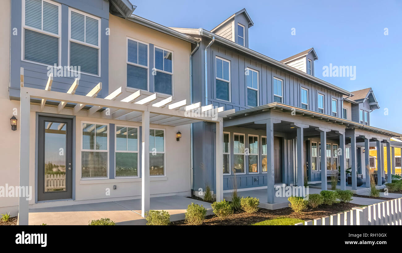 Daybreak Utah community with view of townhouses Stock Photo - Alamy