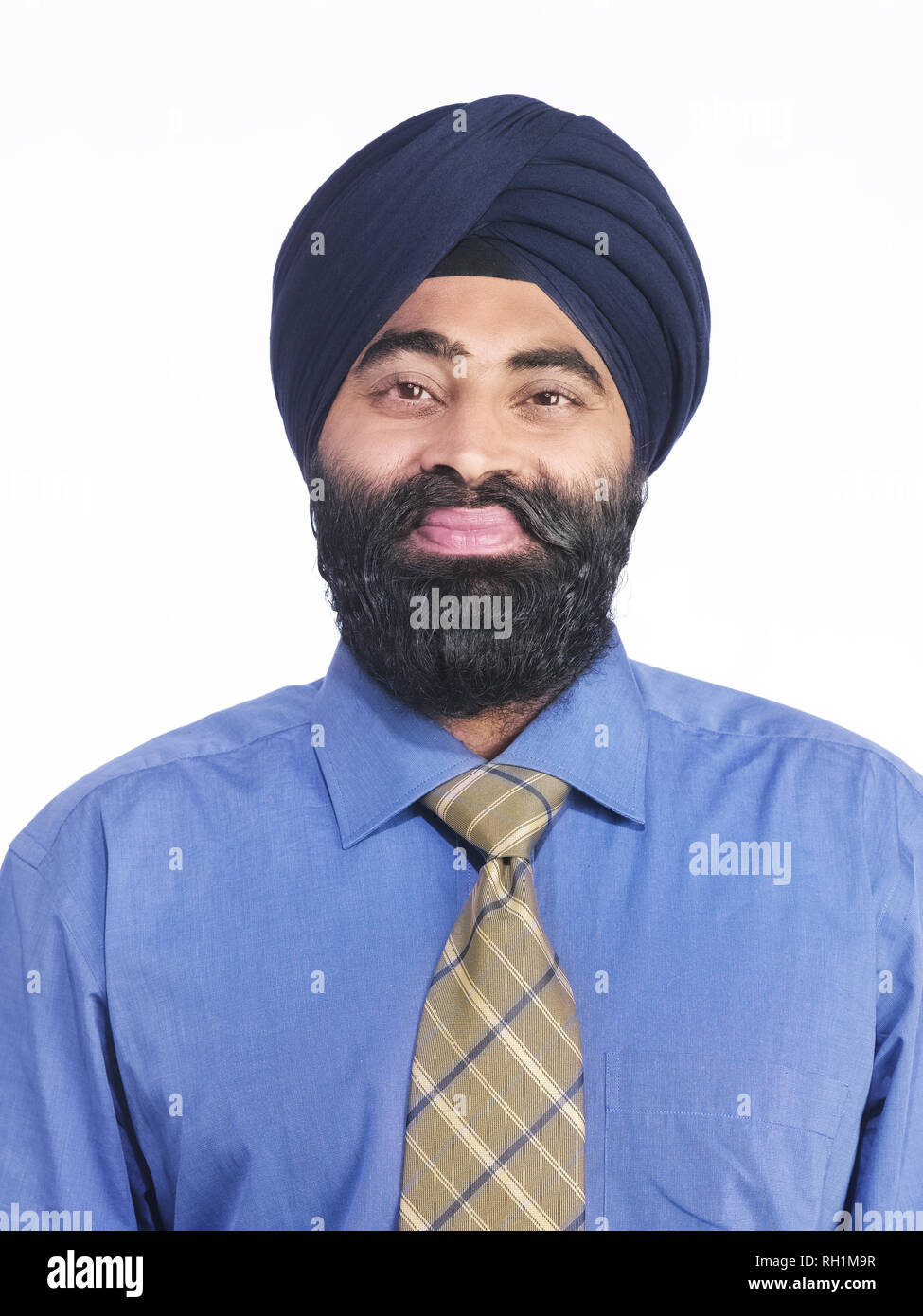 PORTRAIT OF A SIKH SARDAR MAN Stock Photo - Alamy