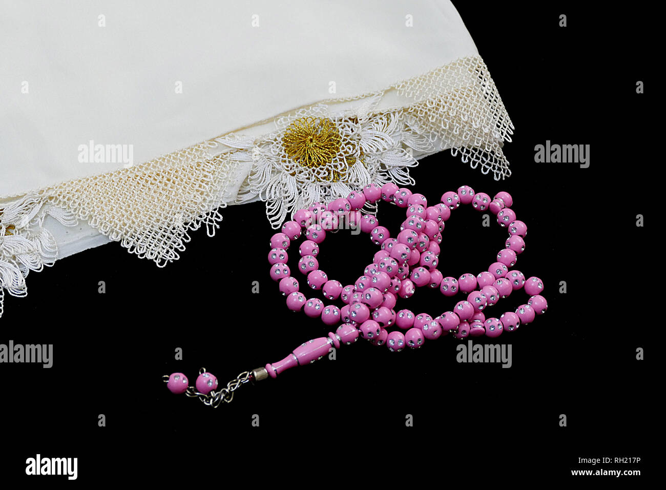 pink rosary, islamic rosary models, colorful rosary pictures Stock ...