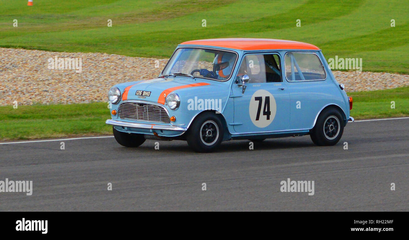 Mini Cooper on track at Goodwood Revival 7th Sept 2018 Stock Photo - Alamy