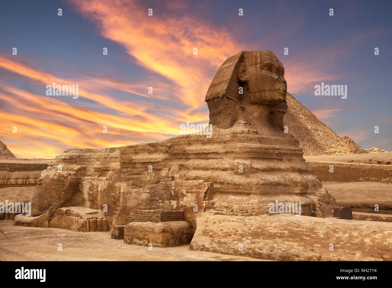 The Sphinx in Giza pyramid complex at sunset Stock Photo - Alamy