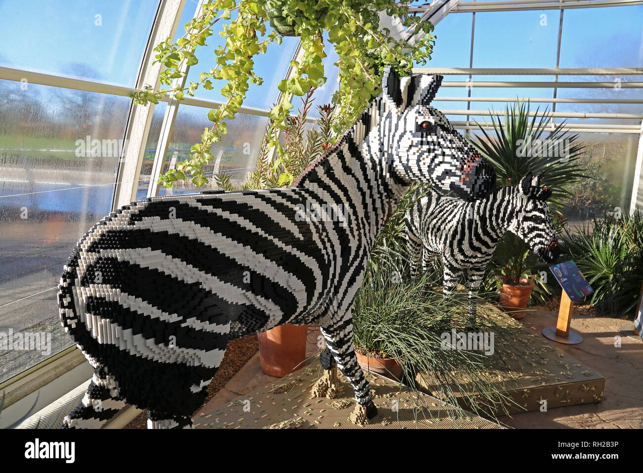 Sculptures lego hi-res stock photography and images - Alamy
