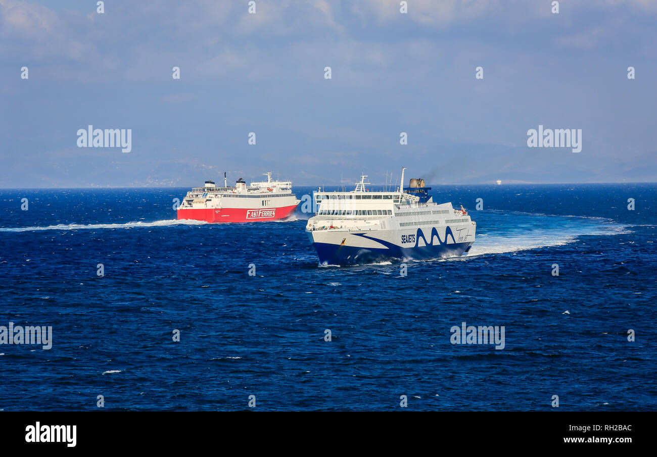 Fast ferries hi-res stock photography and images - Alamy