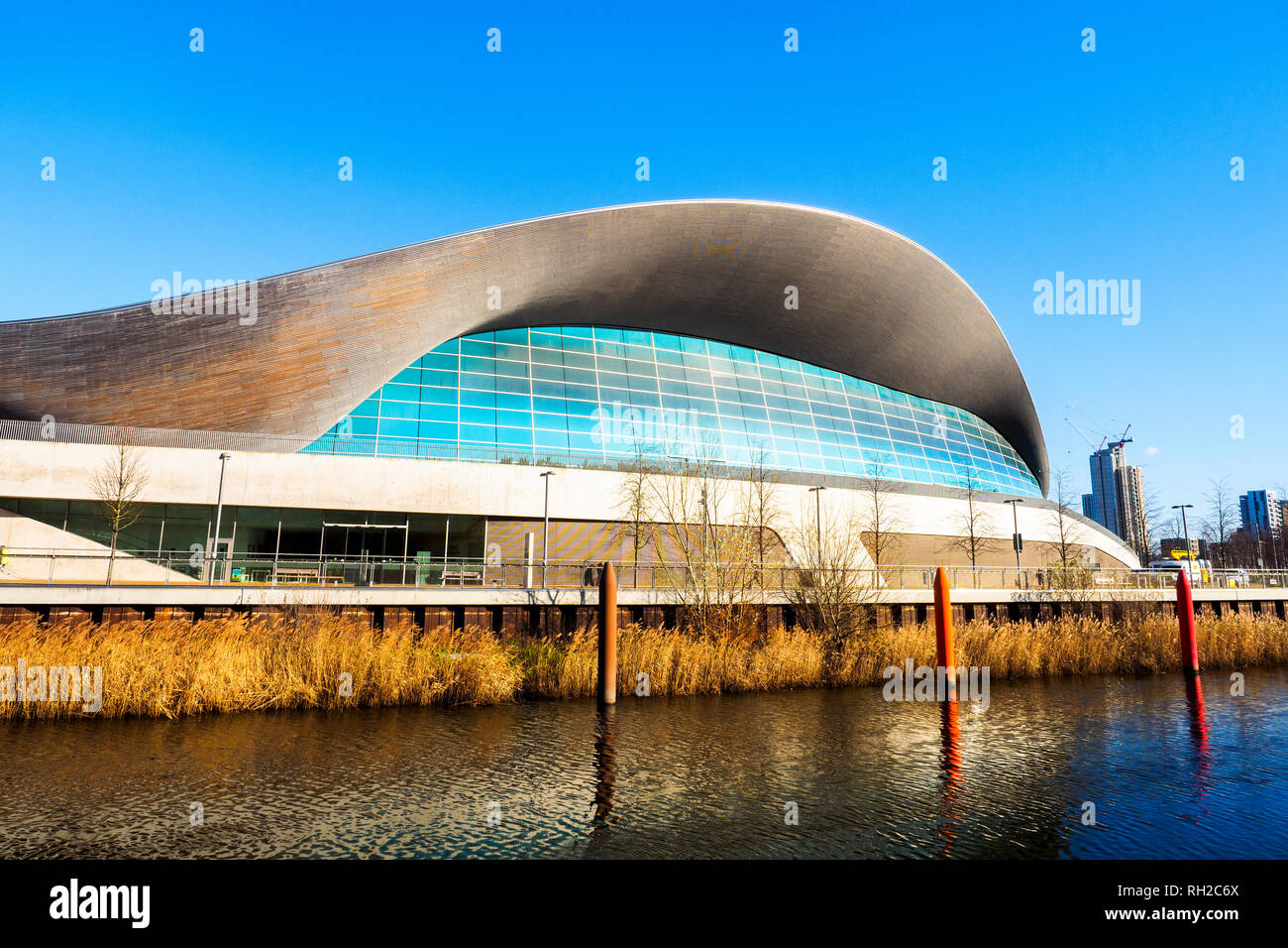 The aquatics centre in the olympic park at stratford hi-res stock ...
