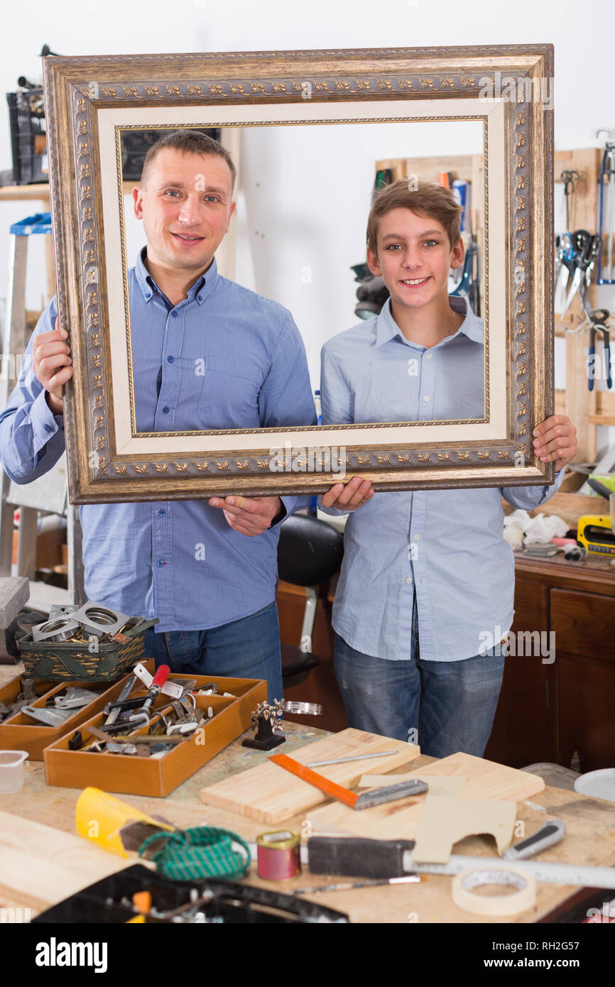 Tight framing hi-res stock photography and images - Alamy