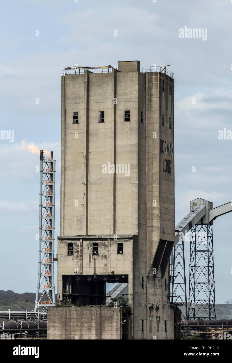 Concrete hopper hi-res stock photography and images - Alamy