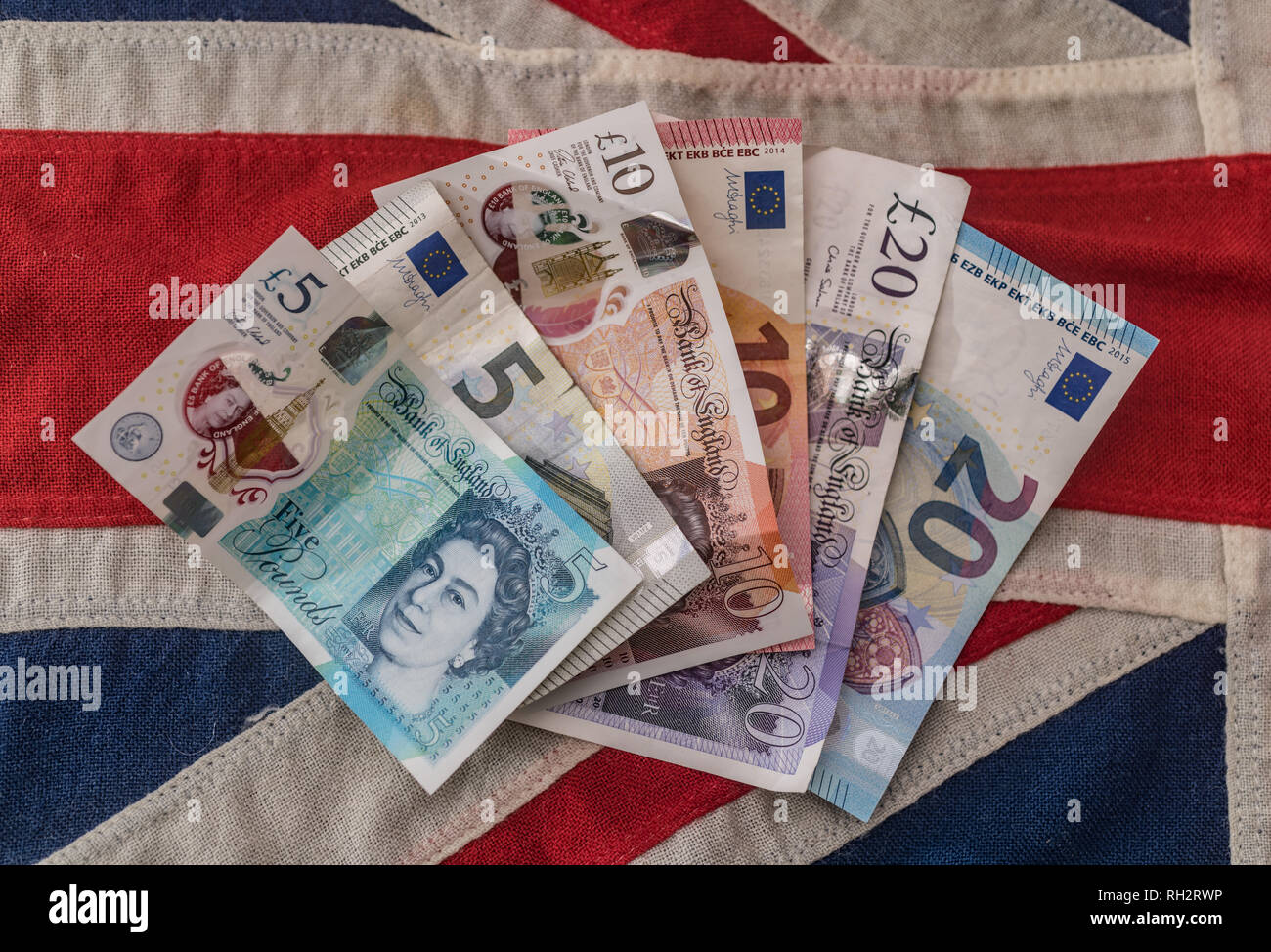 10 20 euro notes hi-res stock photography and images - Alamy