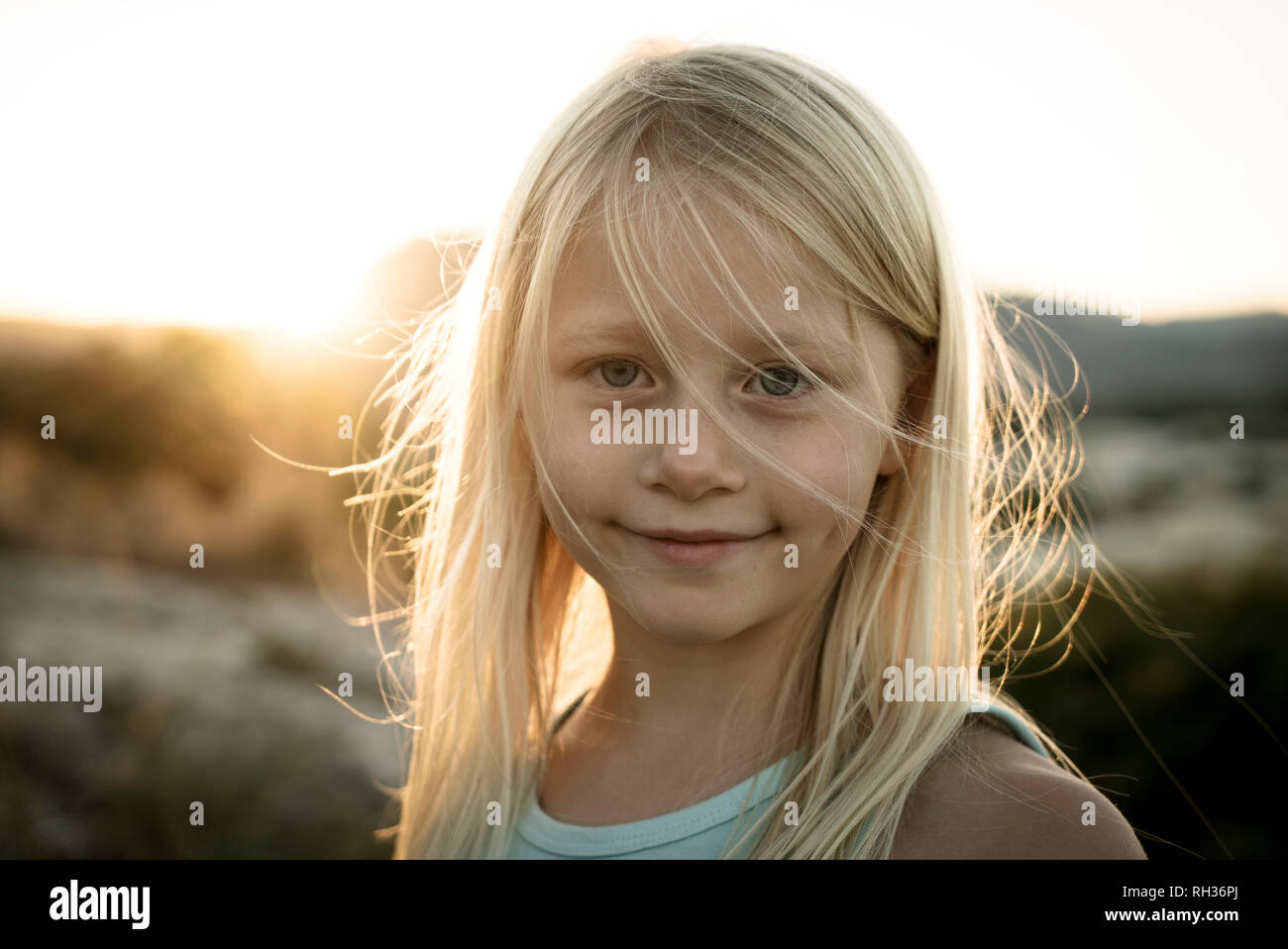 Dimple girl hi-res stock photography and images - Alamy