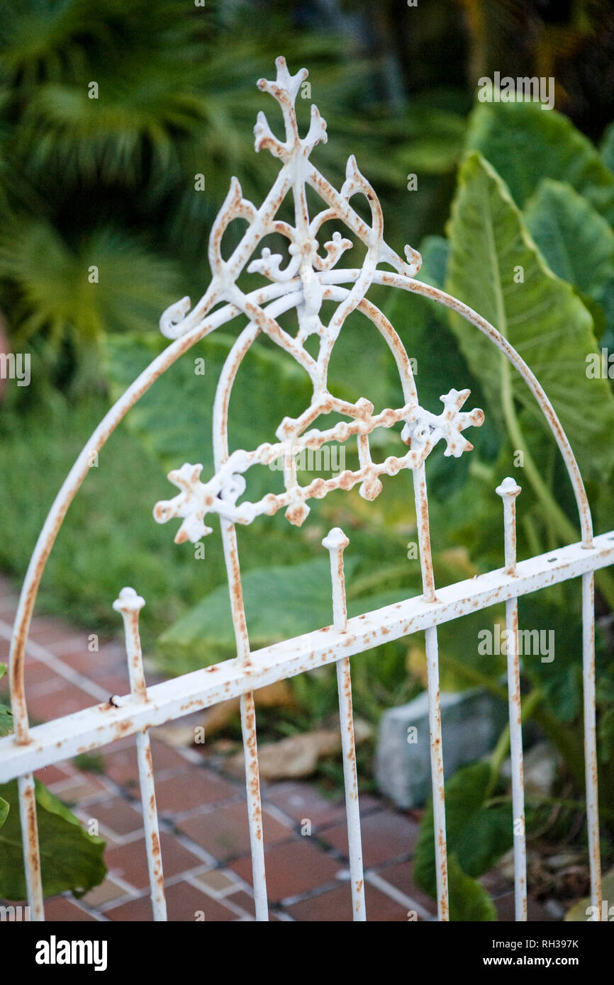 Iron gate, close-up Stock Photo - Alamy