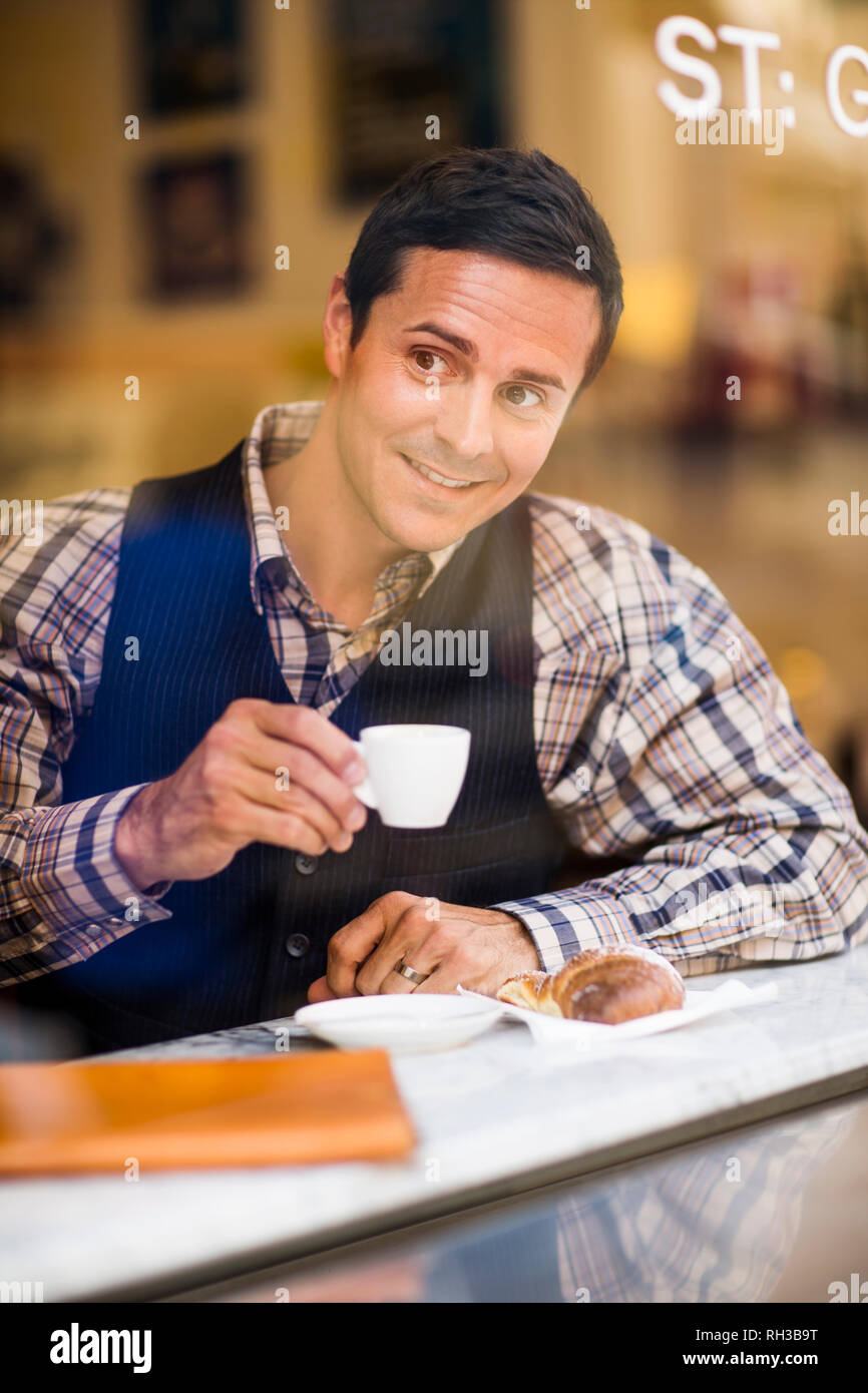 Man in cafe hi-res stock photography and images - Alamy