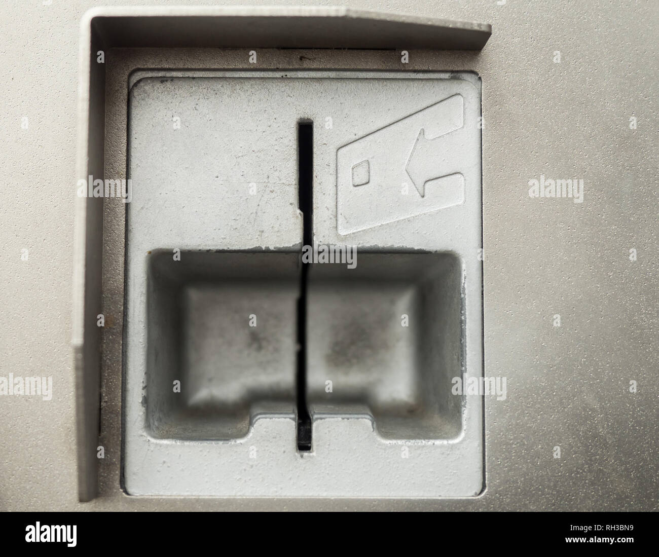 Insert your card hi-res stock photography and images - Alamy