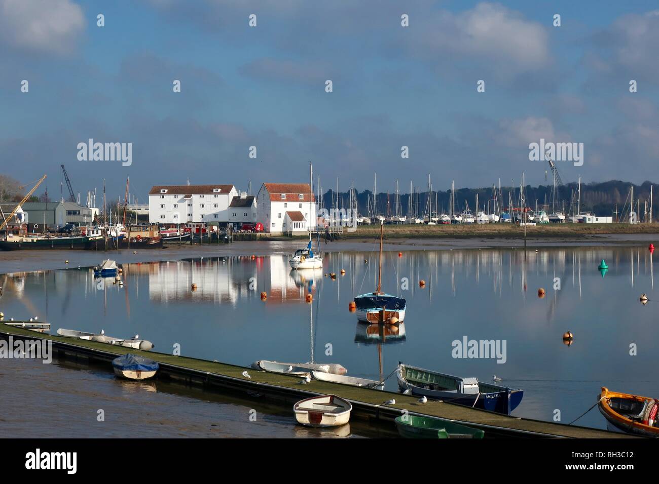 The Tide Mill and the River Deben at low tide. Woodbridge, Suffolk ...