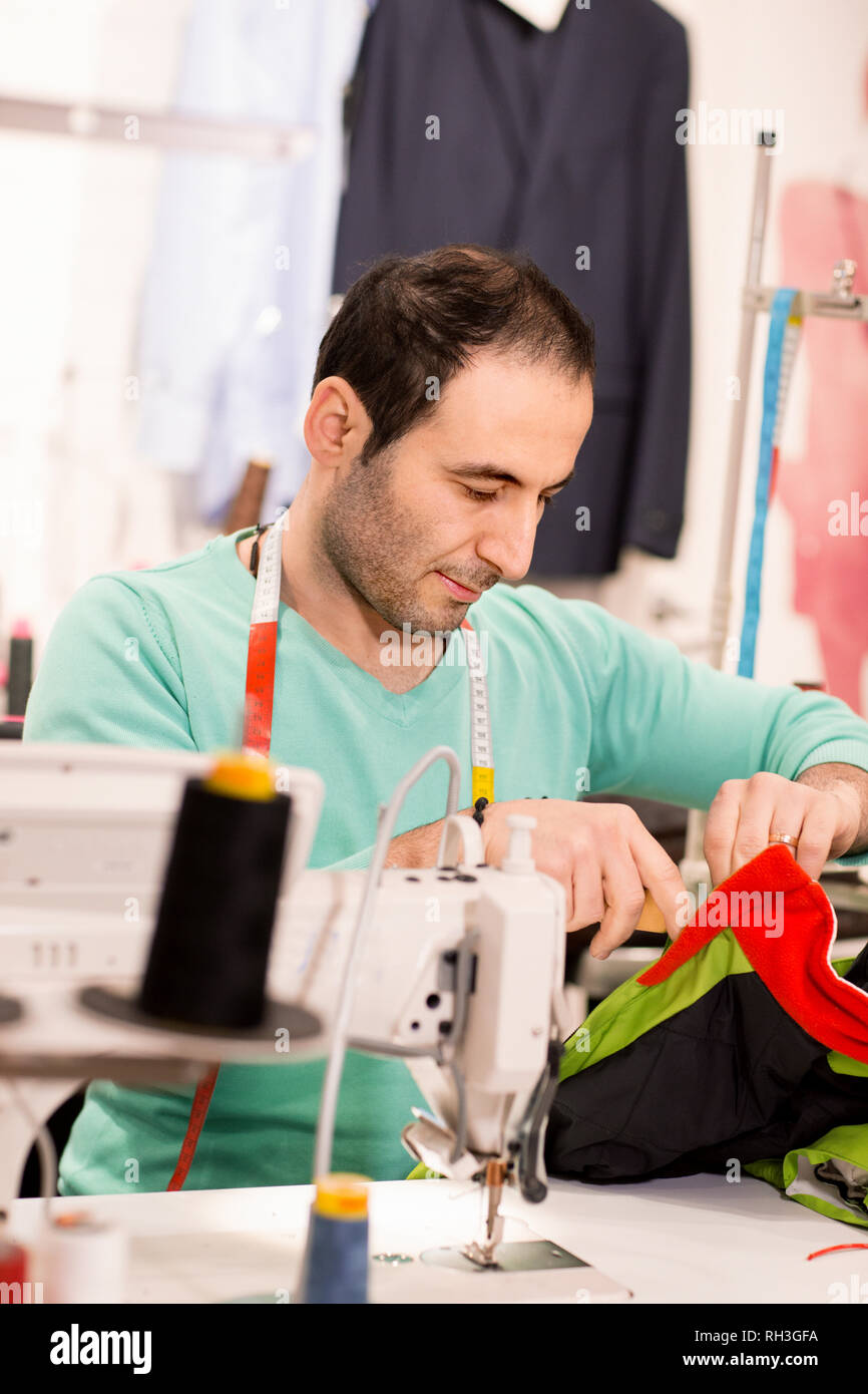 Tailor profession hi-res stock photography and images - Alamy