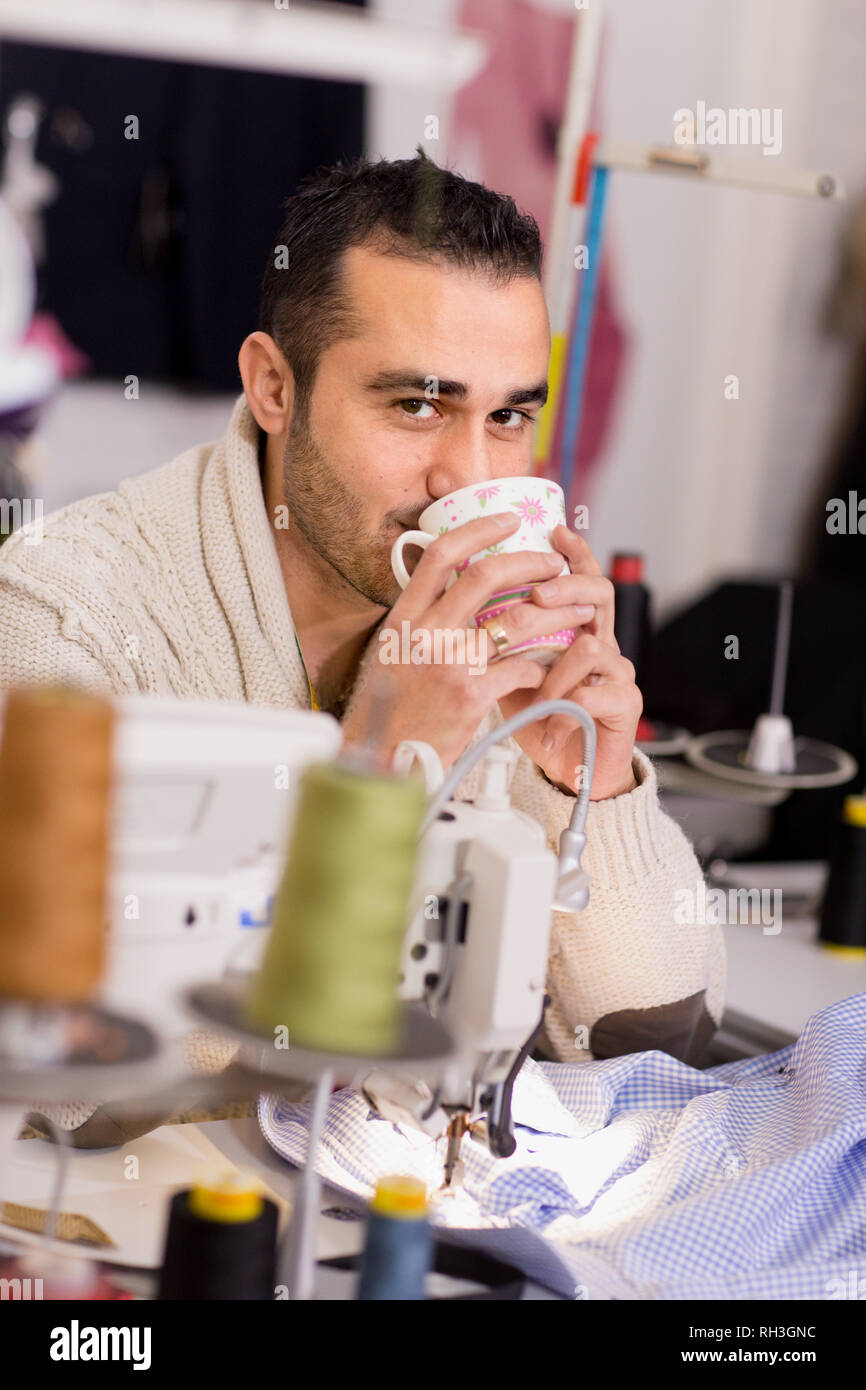 Tailor man hi-res stock photography and images - Alamy