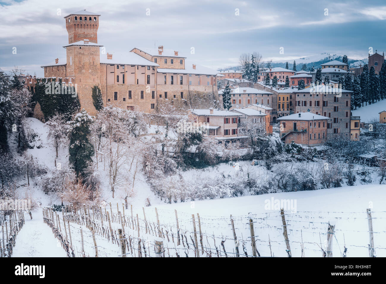 Padan plain hi-res stock photography and images - Alamy