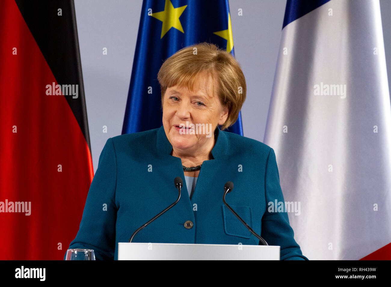 Deutsch bundeskanzlerin angela merkel hi-res stock photography and ...